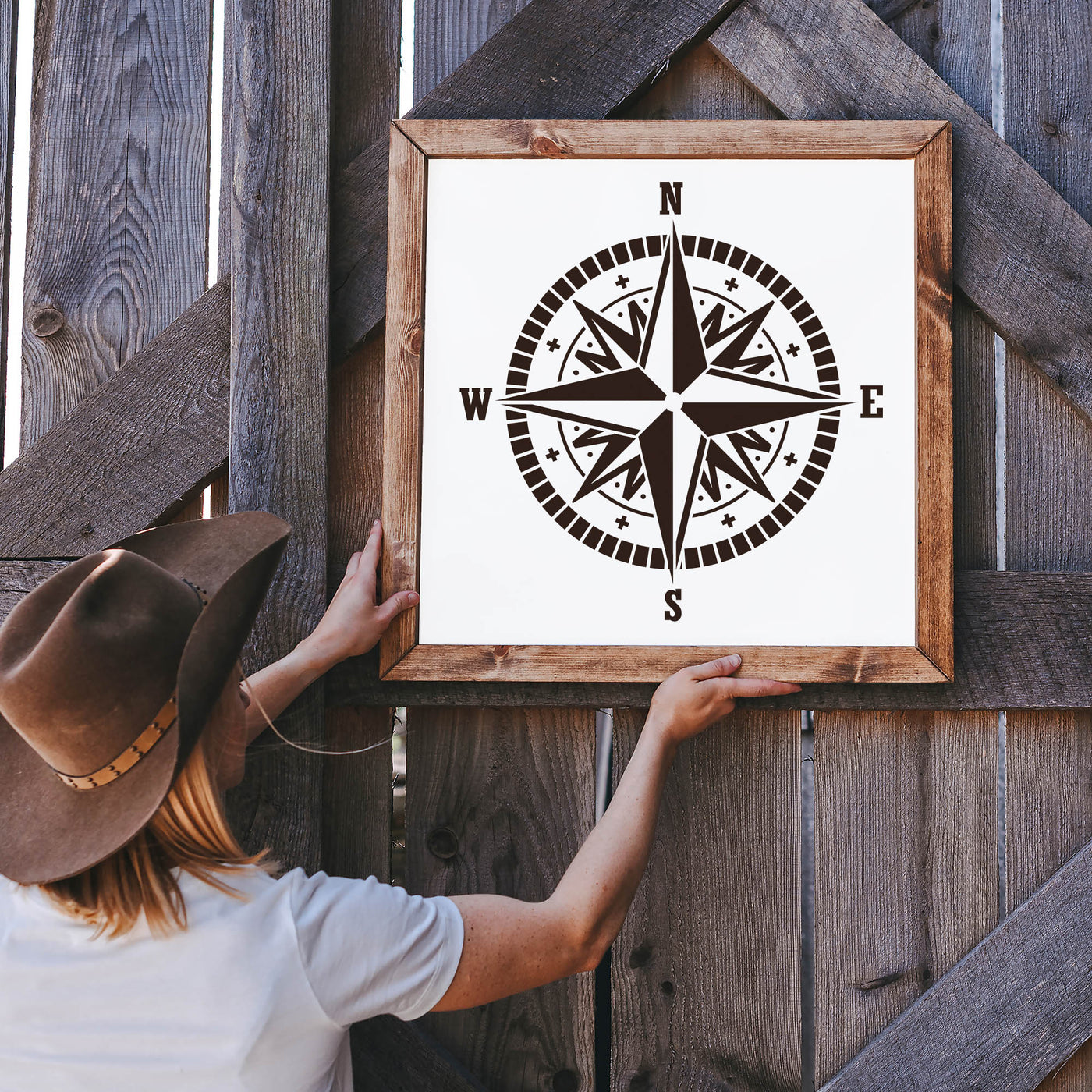 Compass Stencil Design - Nautical Compass Stencils - Beach Stencil